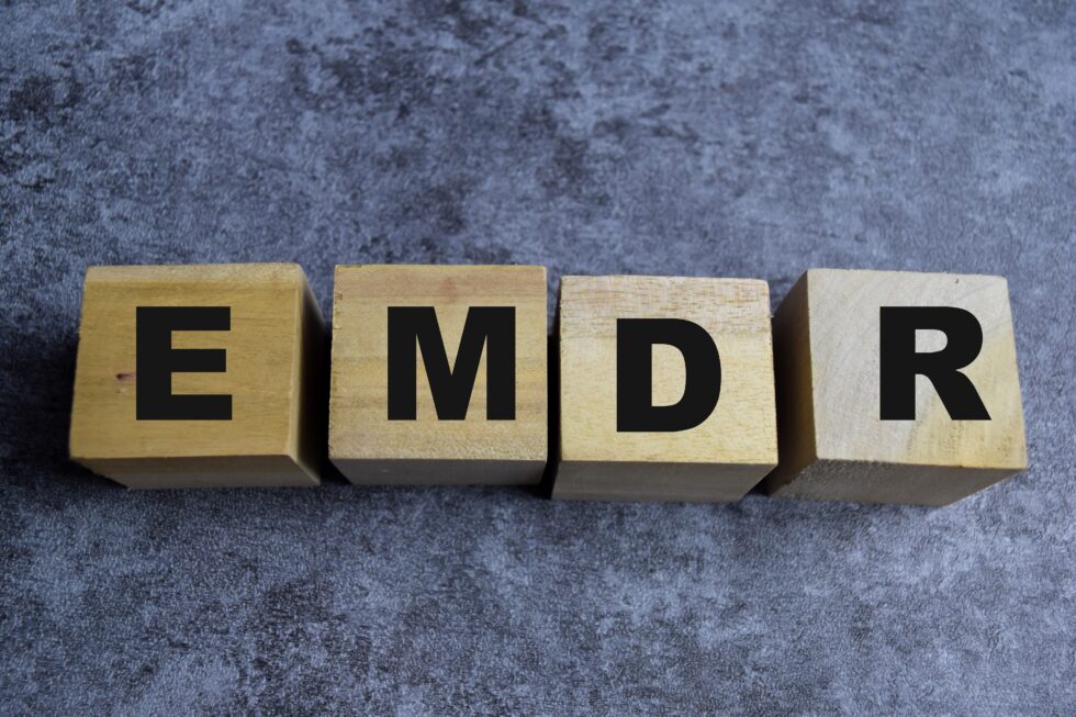 Understanding The 8 Traditional Phases of EMDR Through An Integrative ...